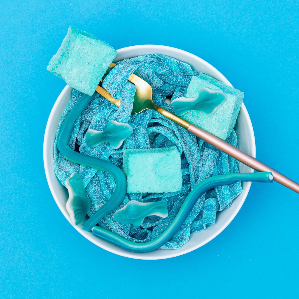Sour Blue Raspberry Marshmallow (set of 12) | Bee Like Kids